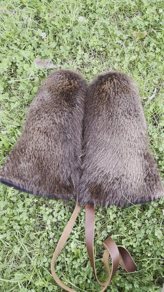 PDF Fur Gauntlet Mitten Pattern and Video Tutorial – Darling Leather ...